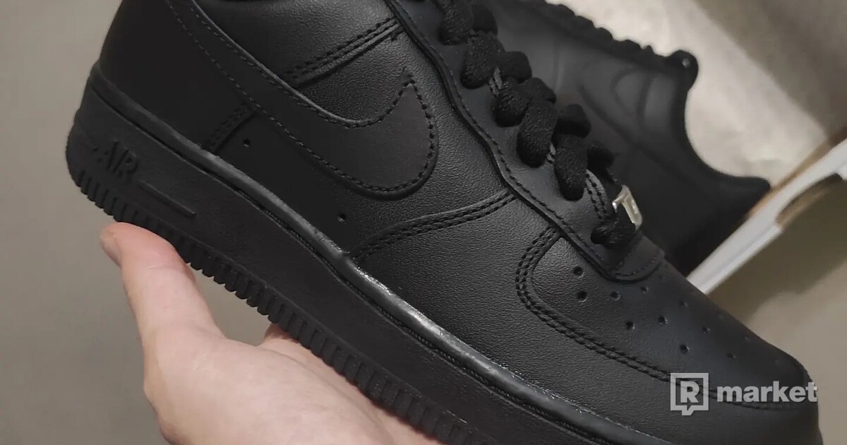 Nike Air Force 1 Low Black Refresher Market