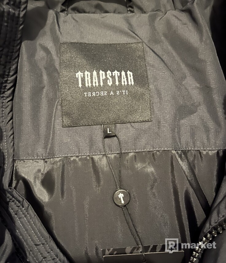 Trapstar Decoded Hooded Puffer 2.0 - Black Gradient | REFRESHER Market Trapstar Decoded Hooded Puffer 2.0 - Black Gradient | REFRESHER Market