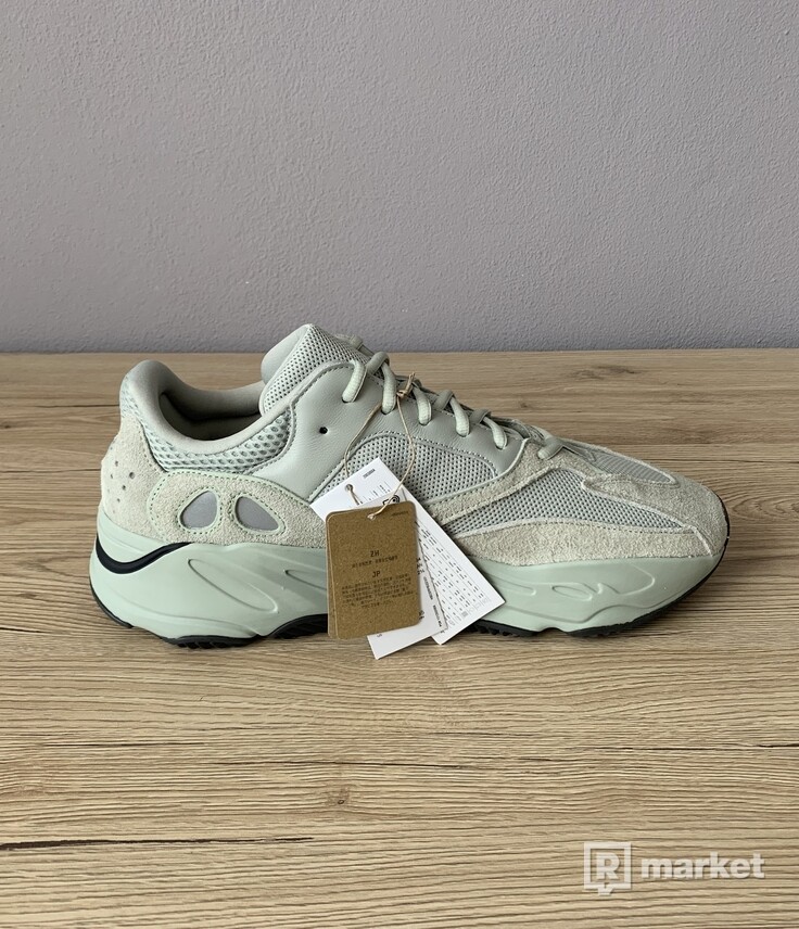 Adidas Yeezy Boost 700 Salt | REFRESHER Market Adidas Yeezy Boost 700 Salt | REFRESHER Market