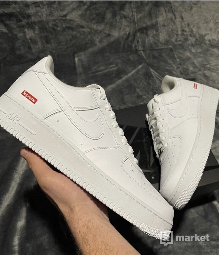 Nike Air Force 1 Low Supreme White Refresher Market