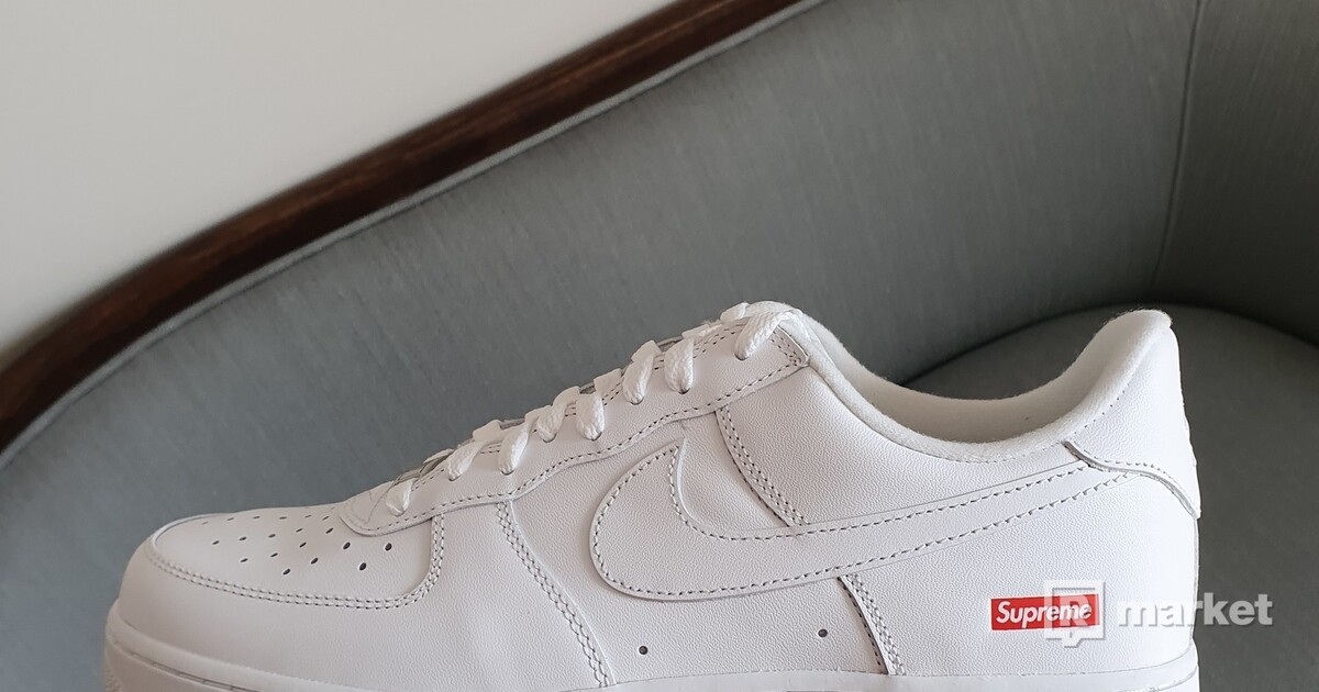 Nike Air Force 1 Low Supreme White Refresher Market