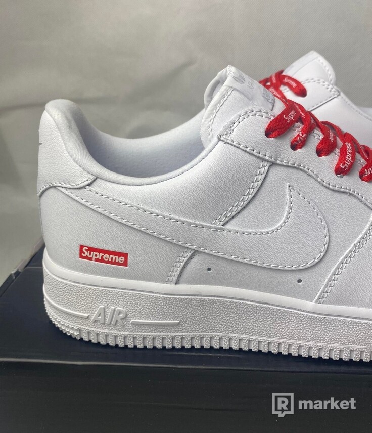 Nike Air Force 1 Low Supreme Refresher Market